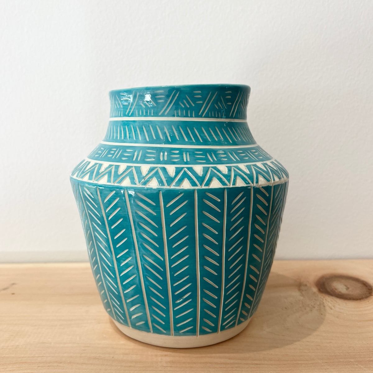 Large Turquoise Vase – Keyes Pottery
